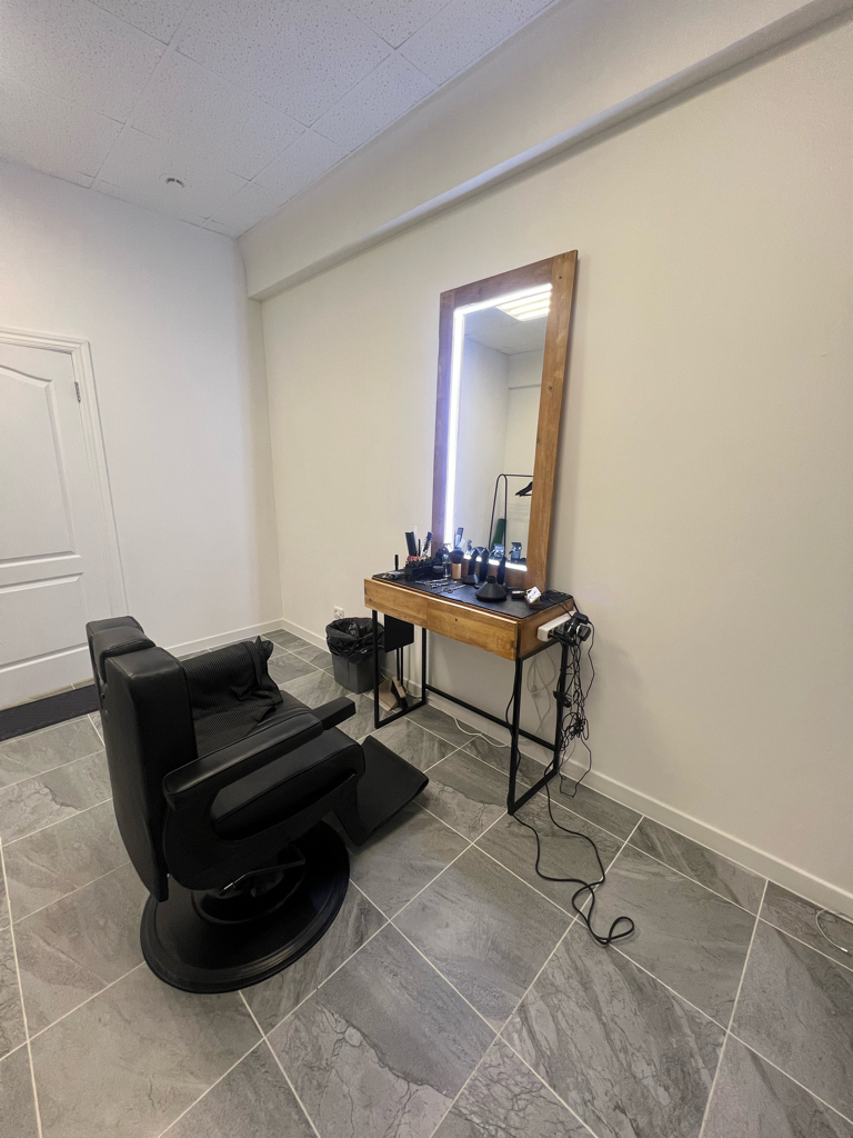 Barbershop of Denis Samarin Киров, Октябрьски проспект, 58 - отзывы, цены, фото, время работы ...